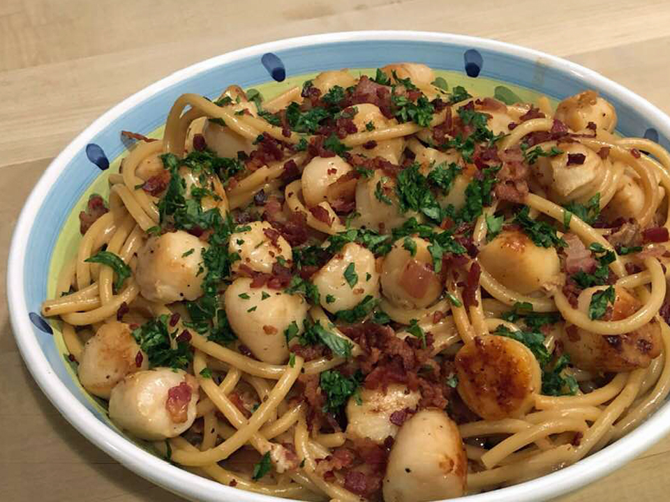 Bacon Bay Scallops And Creamy Pasta Outdoor Tom